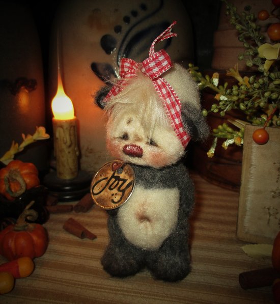 Joy by Patti Sikes of Patti's Ratties - Bear Pile