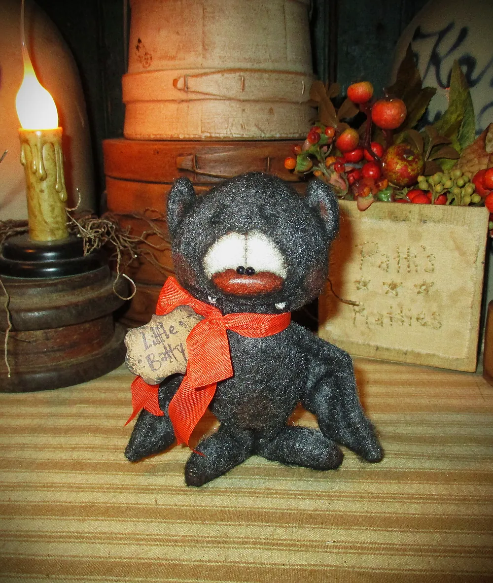 Little Batty by Patti Sikes of Patti's Ratties - Bear Pile