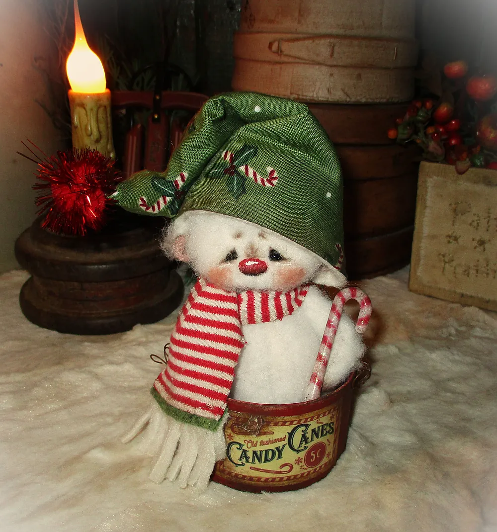 Little Candy Cane by Patti Sikes of Patti's Ratties - Bear Pile