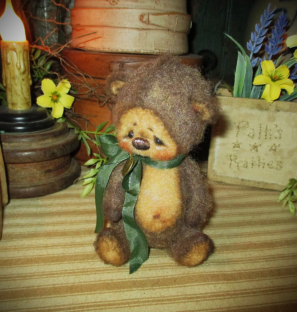 Little Bearett by Patti Sikes of Patti's Ratties - Bear Pile