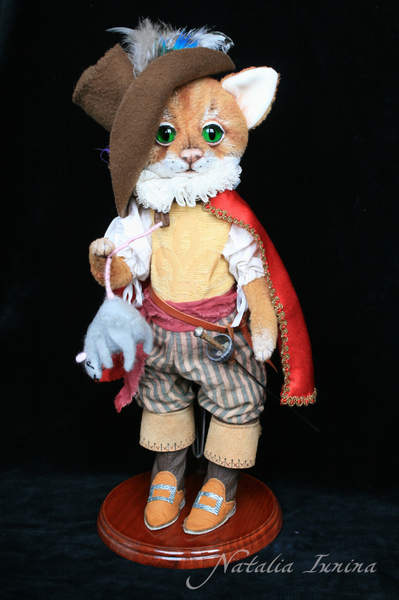 The Booted Cat by Natalia Iunina - Bear Pile