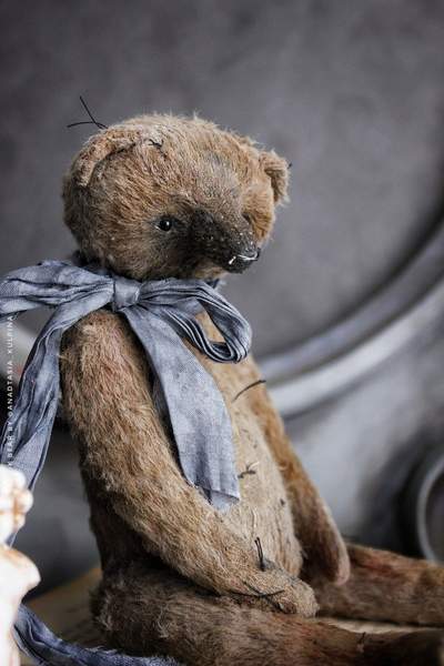 Lucky man by Kulpina Anastasia - Bear Pile