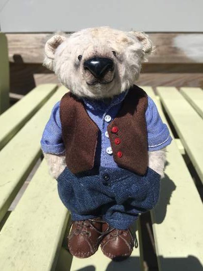 Howard by Out of the Woods - Bear Pile