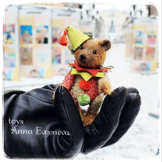Harlequin Summer by Anna Evgeneva - Bear Pile