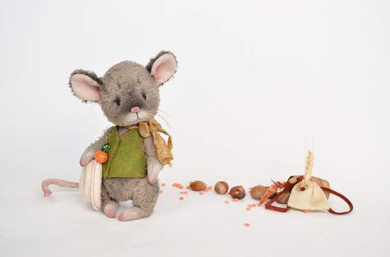 Teddy mouse Robby by Oksana Antonenko - Bear Pile