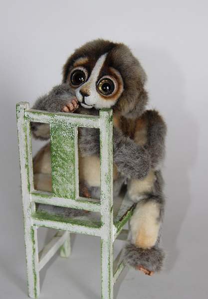 Lemur Lori by Averina Olesya - Bear Pile