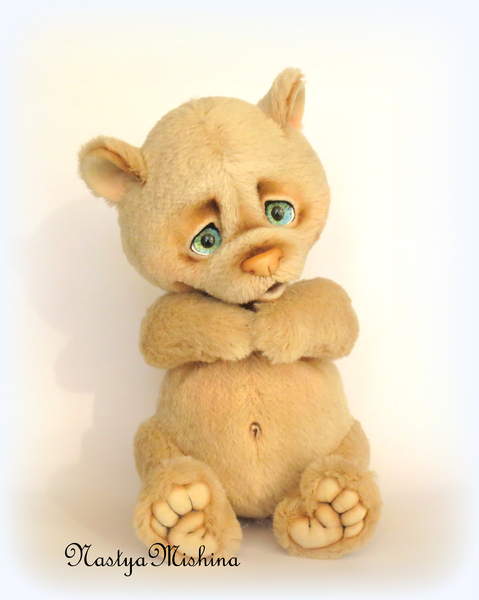 Ilyusha by Anastasiya Gurova - Bear Pile