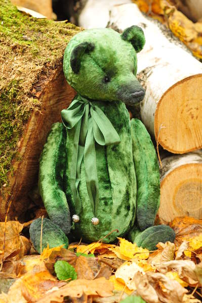 Oliver by Marina Vekshina - Bear Pile