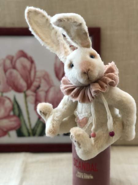 Mona, the white rabbit by Marina HENMAN of Bear Rhymes - Bear Pile