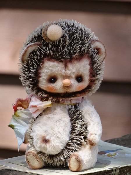 Hedgehog Ghek by Svetlana Bordner - Bear Pile