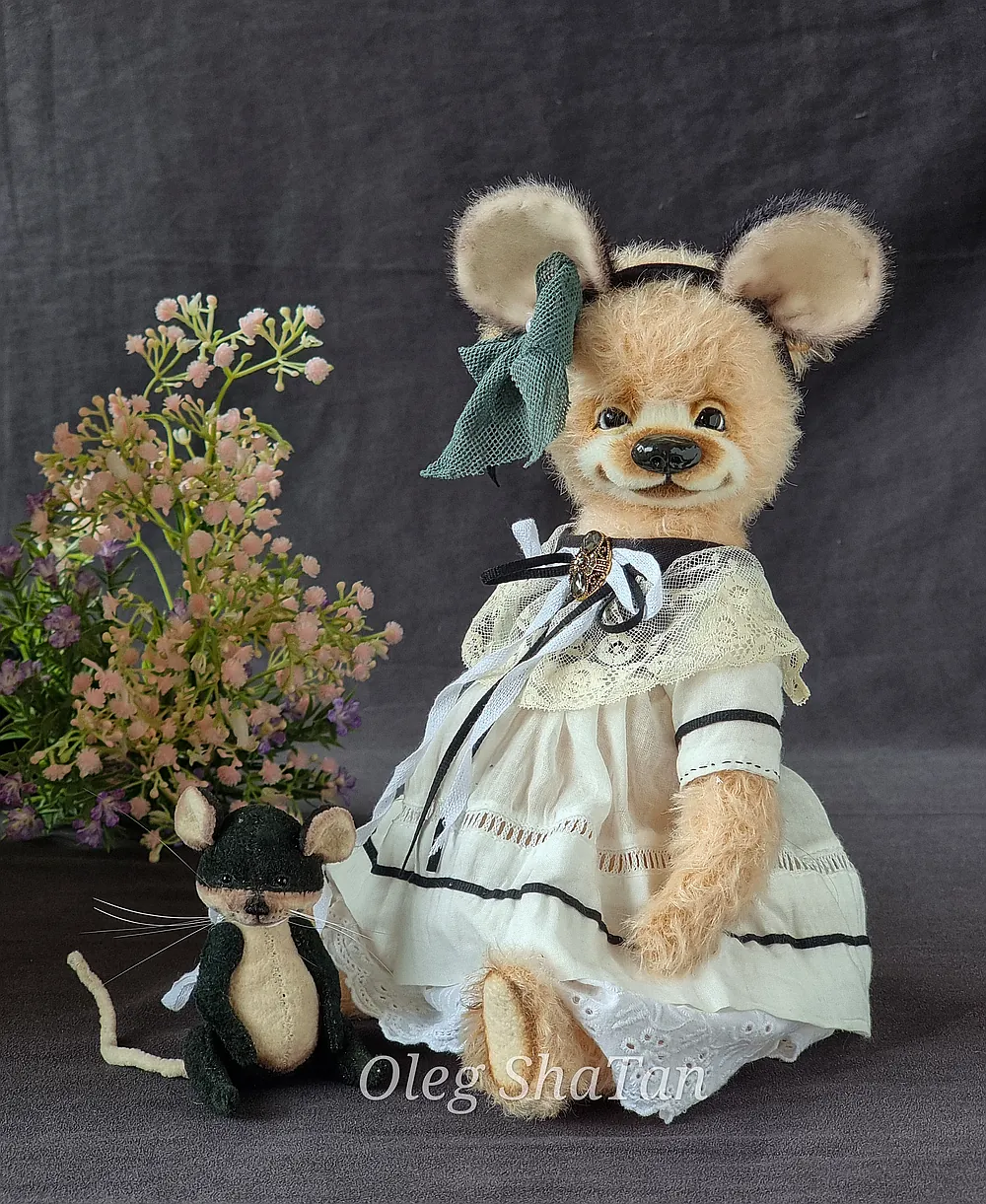Bella and Inky by Oleg ShaTan - Bear Pile