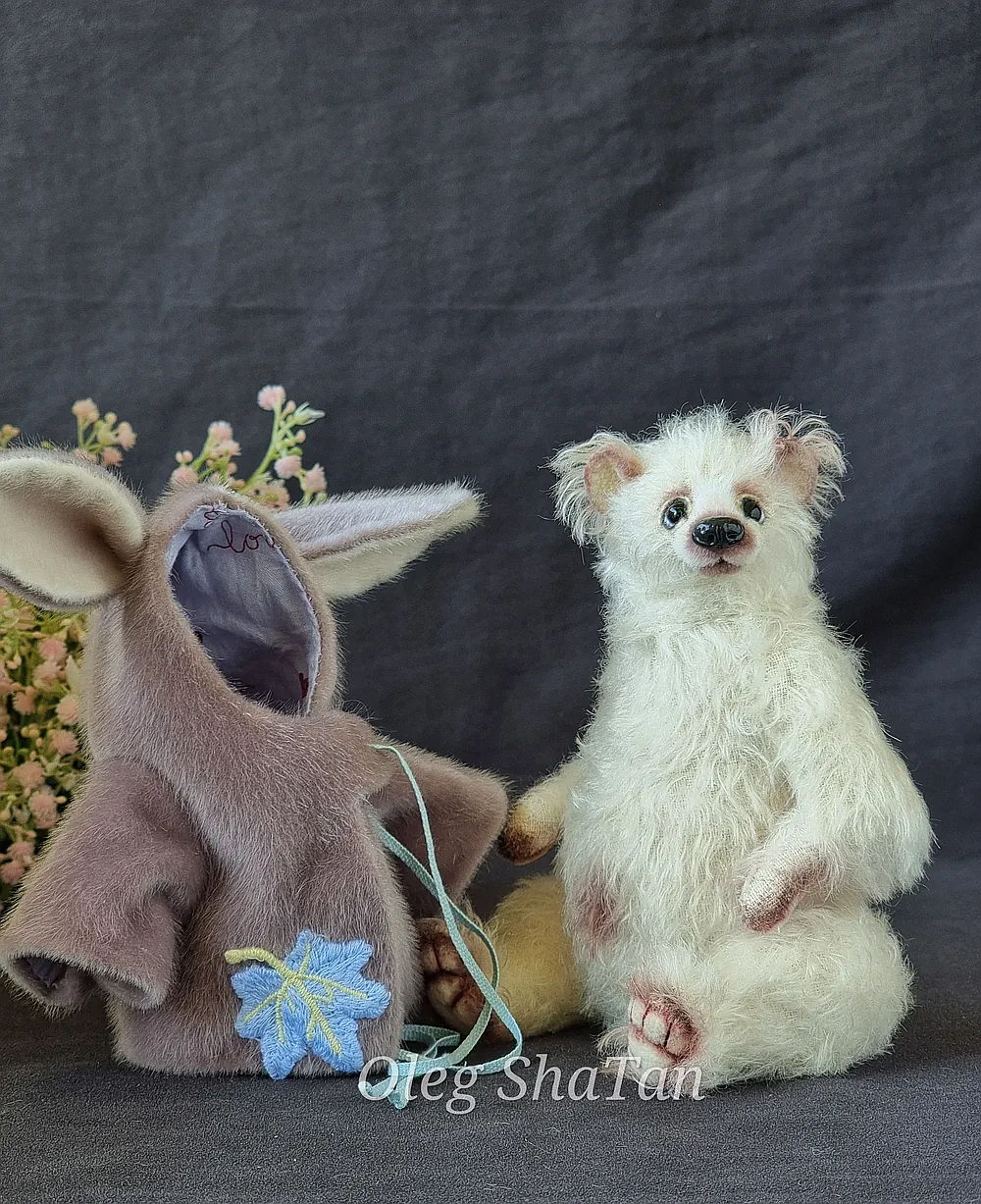 Bom by Oleg ShaTan - Bear Pile