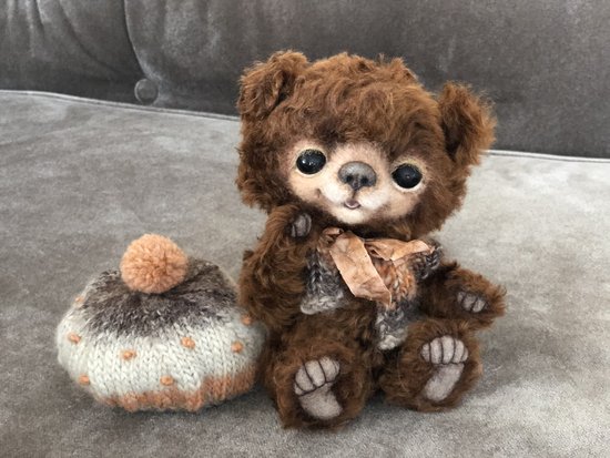 Mishik by Rina Bushe - Bear Pile