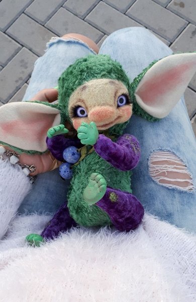 Elf Charlotte by Julia Kurakina - Bear Pile