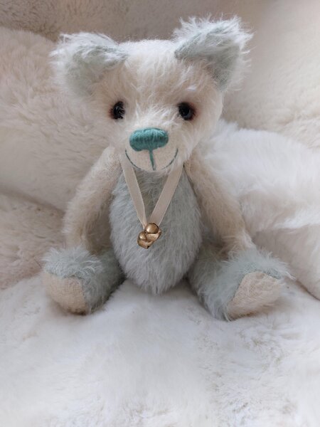 Minty by Sherry Fuller - Bear Pile