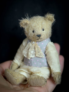 REUBEN by Oksana Matviienko - Bear Pile