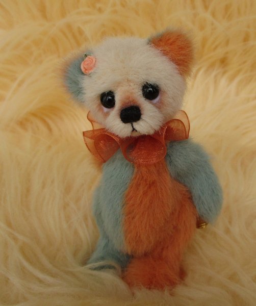 Harli by Jo Symon of Joxy Bears - Bear Pile