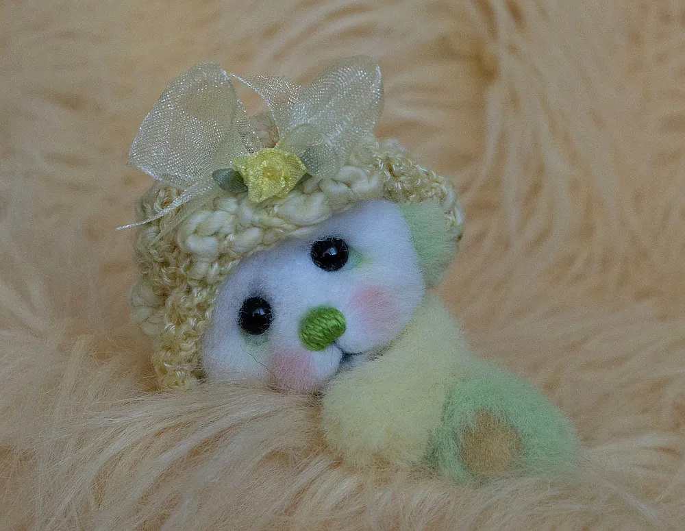 Lillibeth by Jo Symon - Joxy Bears - Bear Pile