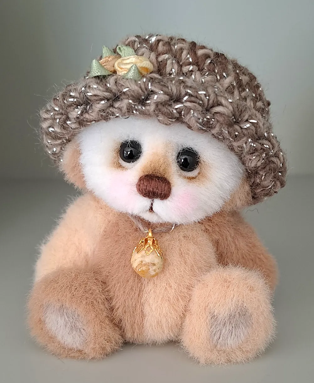 Miss Crumbles by Jo Symon/Joxy Bears - Bear Pile