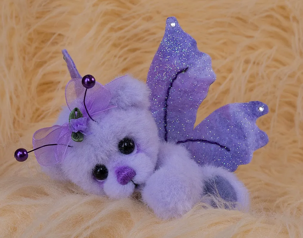 Fionn by Jo Symon - Joxy Bears - Bear Pile