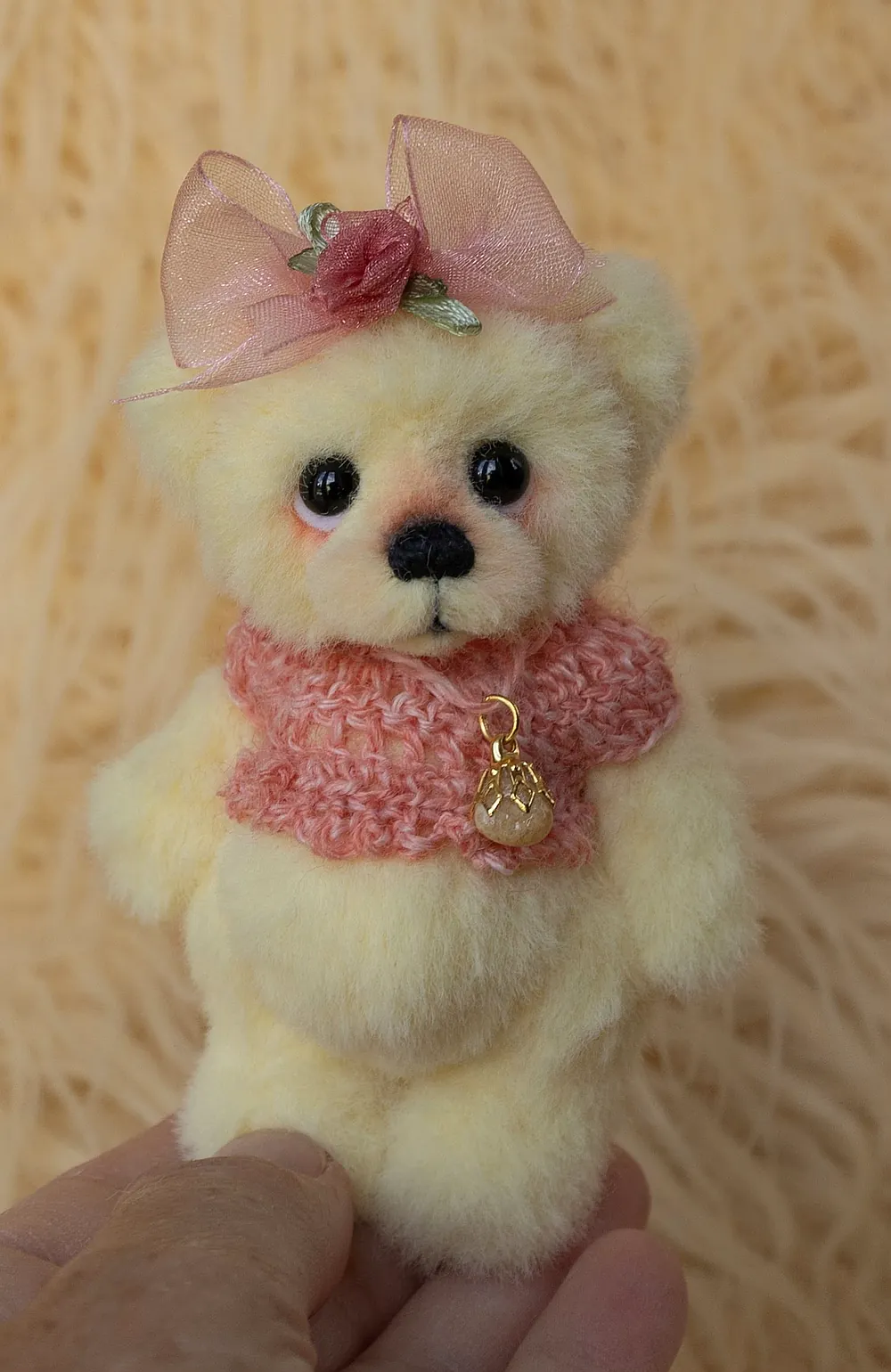 Miss Sunshine by Jo Symon - Joxy Bears - Bear Pile