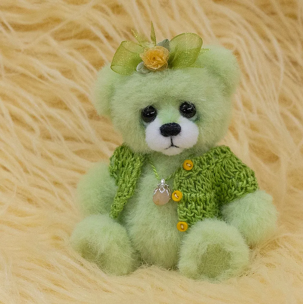 Pea by Jo Symon - Joxy Bears - Bear Pile