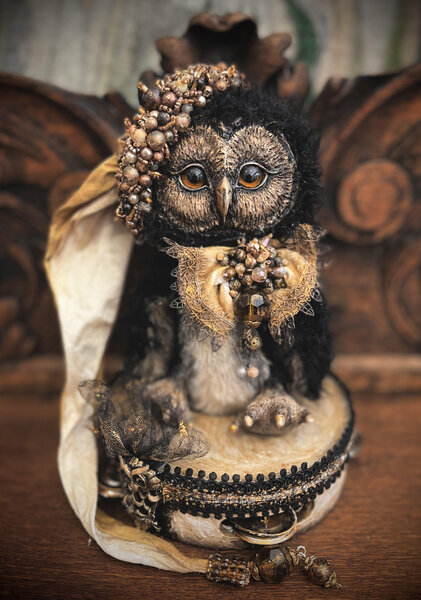 Shadow Owl by Marnie Pantano - Bear Pile