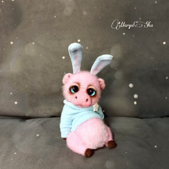 piggy LOIS by Мария Васильевых - Bear Pile