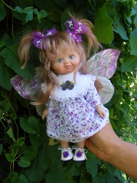 The bramble - berry fairy by sisters MariAnna - Bear Pile