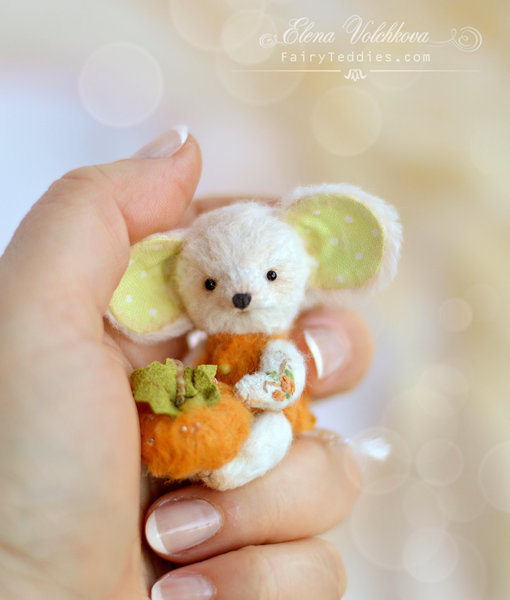 Pumpkin mouse November by Elena Volchkova - Bear Pile