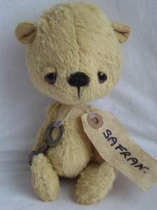 Hugo by Sylvie Touzard - Bear Pile