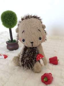 Hugo by Sylvie Touzard - Bear Pile