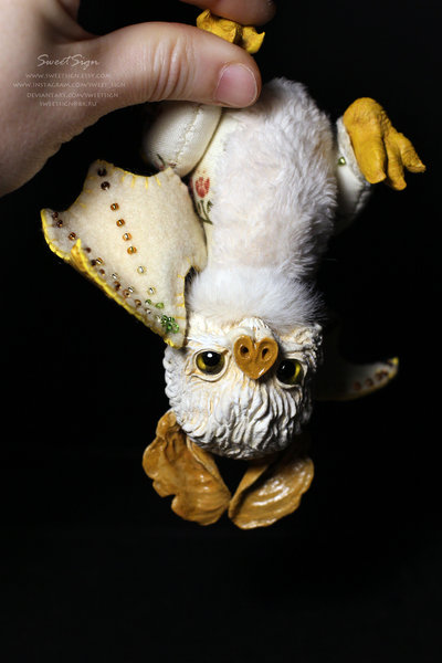 Honey Bat by Svetlana Polupanova - Bear Pile