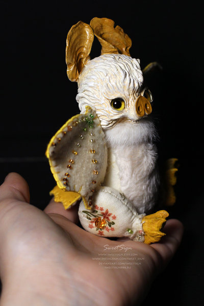 Honey Bat by Svetlana Polupanova - Bear Pile