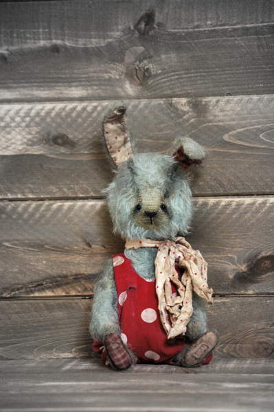 Rabbit Philip by OldeBearTales - Bear Pile