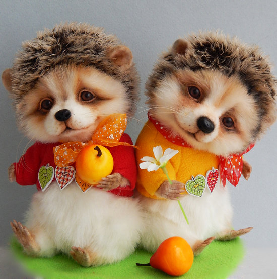 Tim and Toby by Svetlana Makarova - Bear Pile