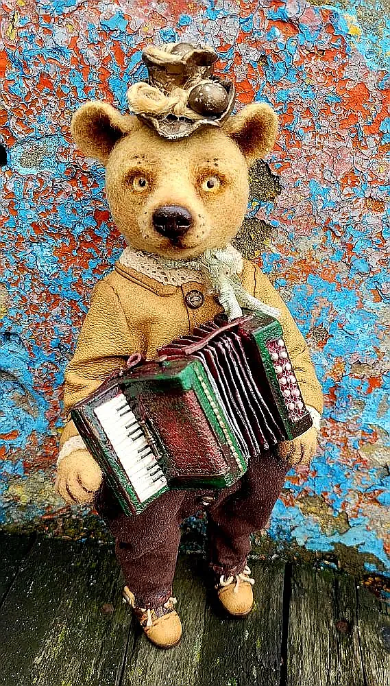 Oliver by Kuntseva Nadin - Bear Pile